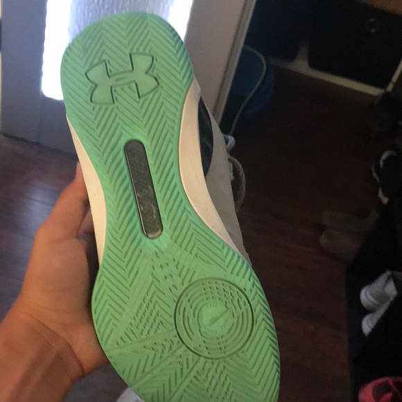 Under Armour | Shoes | Curry 4s Very Well Priced | Poshmark